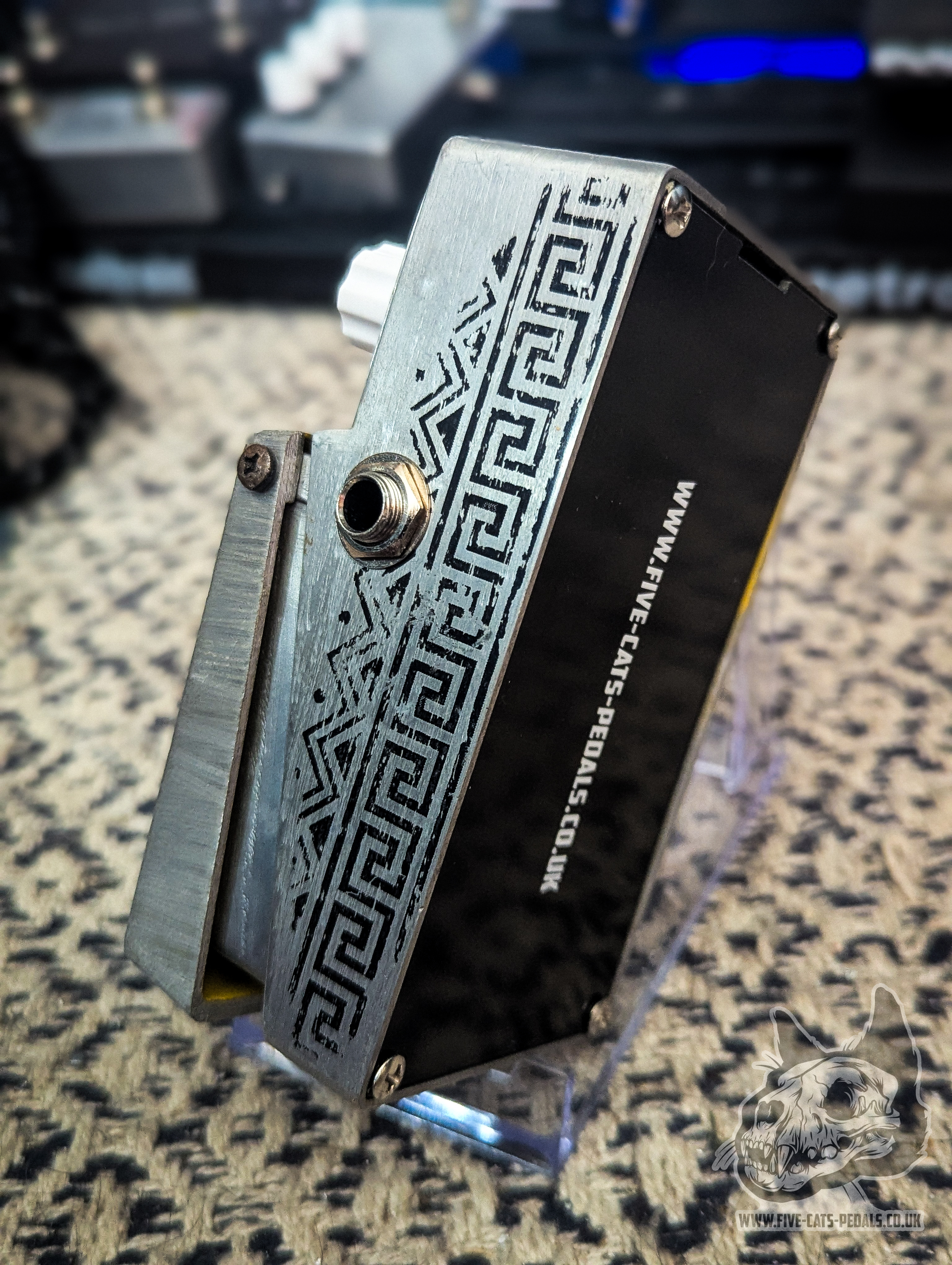 Dirty Aztec with Pre-Gain - Acapulco Gold Clone - BOSS Enclosure - Five ...
